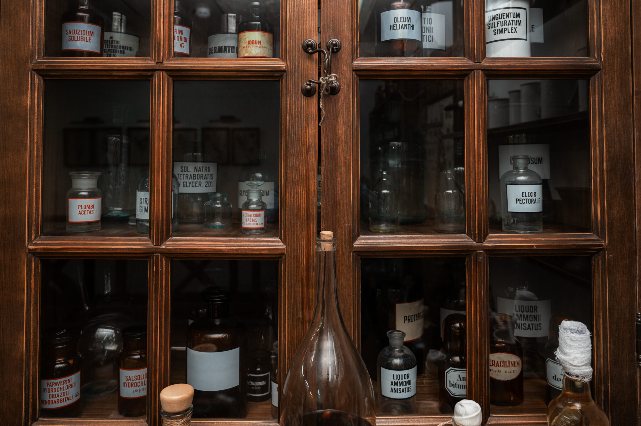 5 Crazy Medical Practices That Were Once the Norm - Team Medical